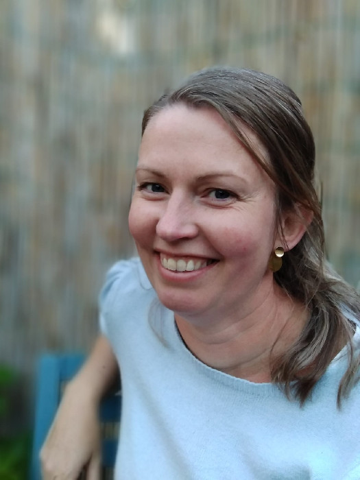 Over JOUK! :: MET EEN KNIPOOGJE